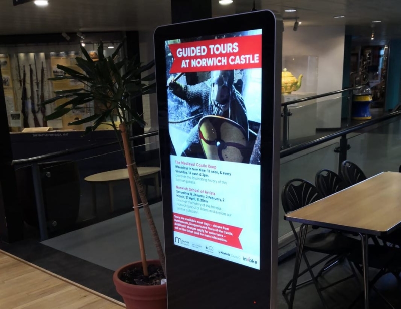 Free Standing Digital Signage | Invoke™️