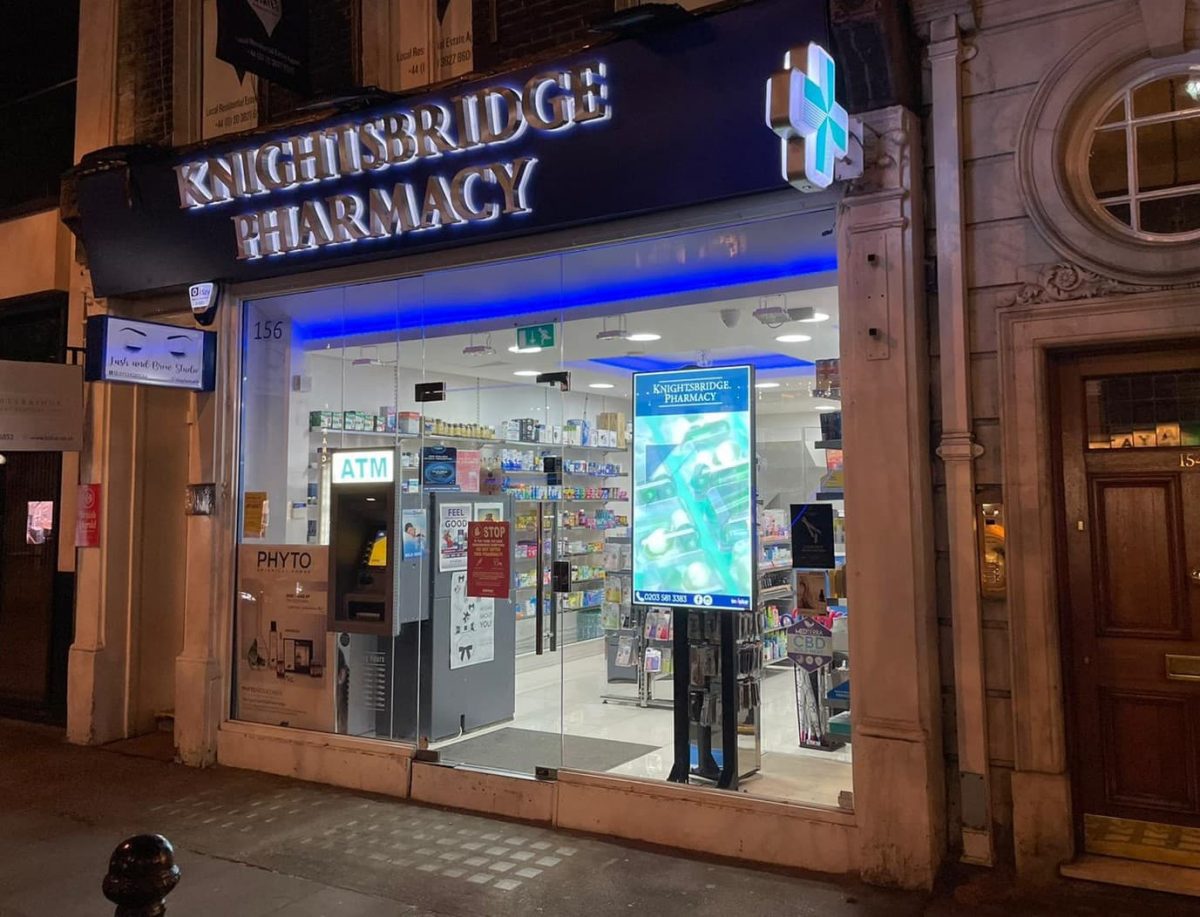 Pharmacy Digital Signage | High-quality screens | inVoke