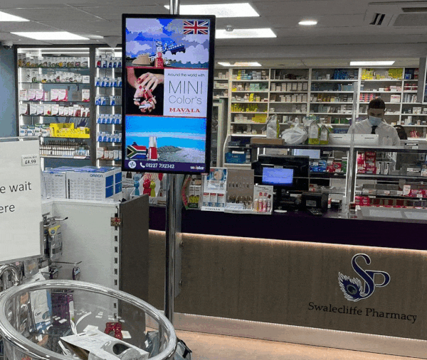 Pharmacy Digital Signage | High-quality screens | inVoke